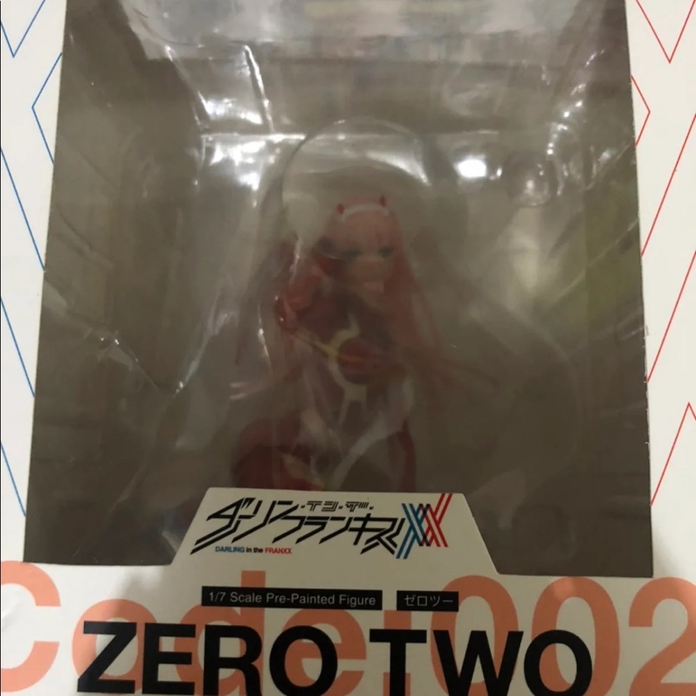 Zero Two Figure Darling In The Franxx - Gem